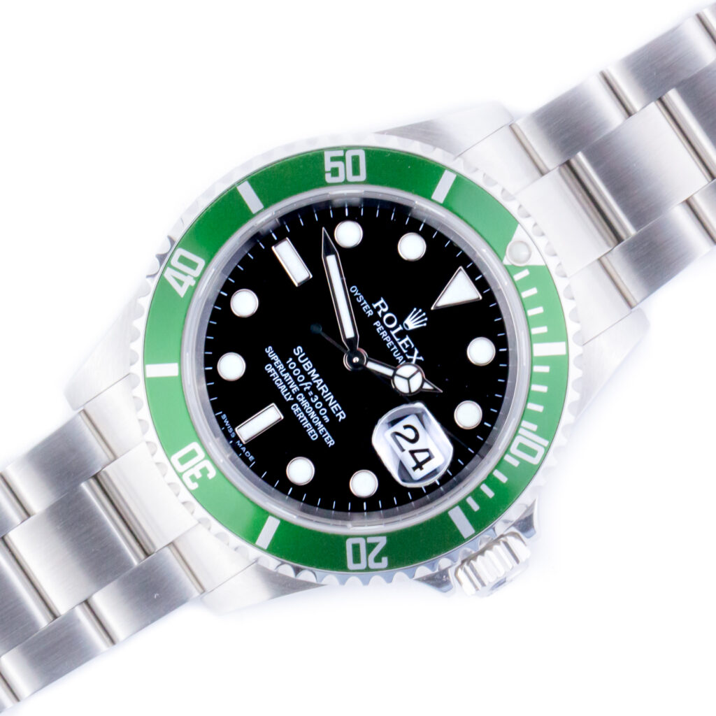 Discover our collection of Rolex Submariner watches