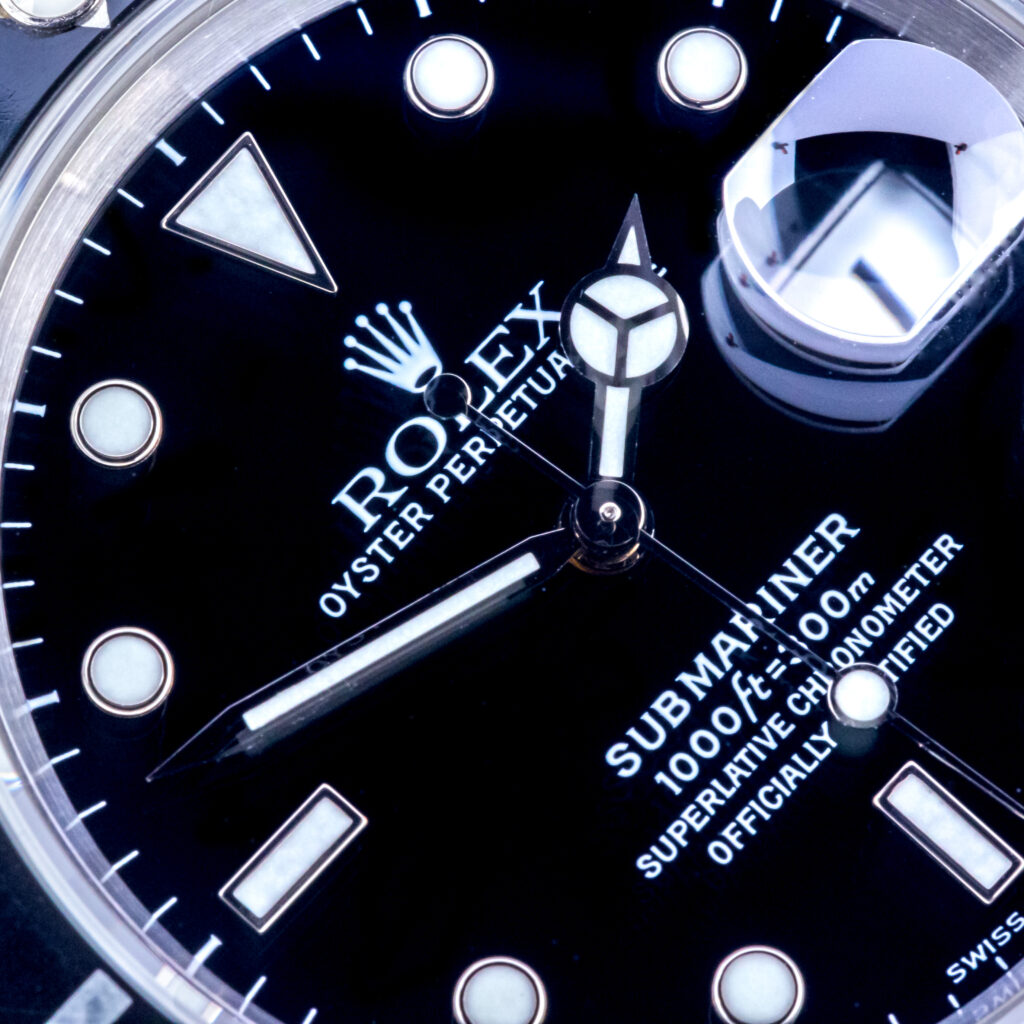 Discover our collection of Rolex Submariner watches