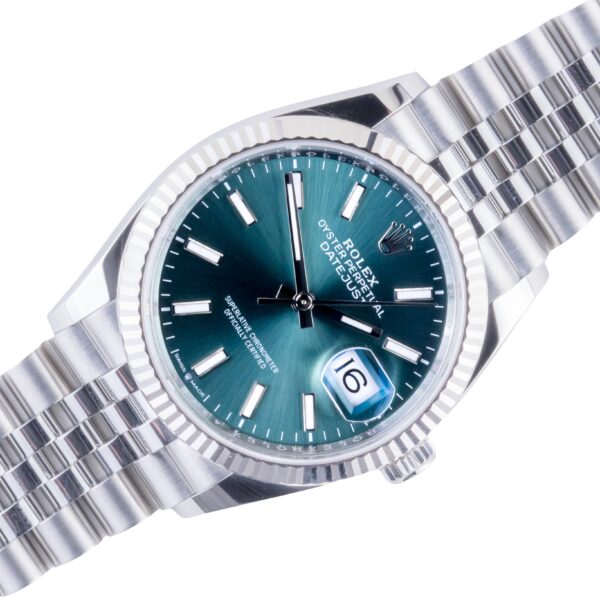 Rolex Oyster Perpetual Datejust 126234 | Explore now!